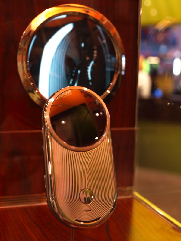 Motorola Booth Tour – CES Las Vegas 2009