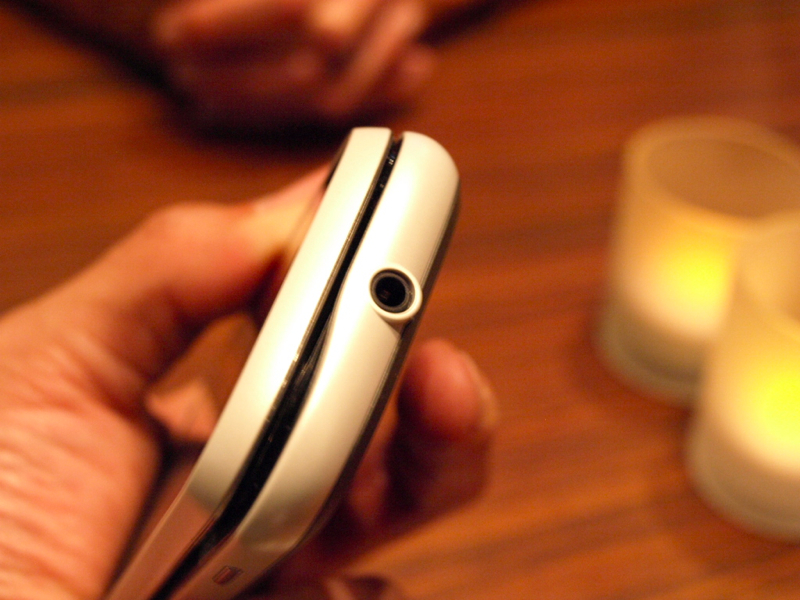 Video: We take the Motorola CLIQ and MOTOBLUR for a spin