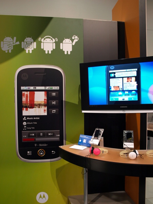 Motorola booth tour from CTIA Fall 2009