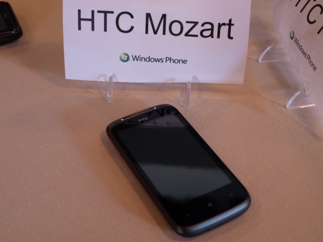 Hands-on the HTC Mozart Windows Phone 7 handset – Aluminum unibody and WP7